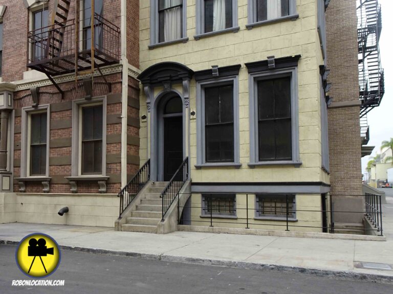 Seinfeld - Rob on Location Filming Locations website
