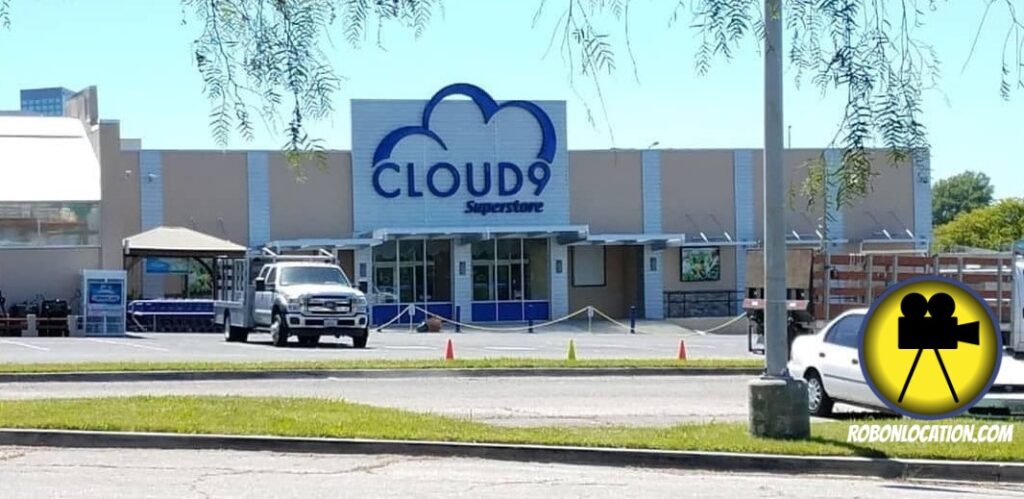 Superstore - Rob on Location